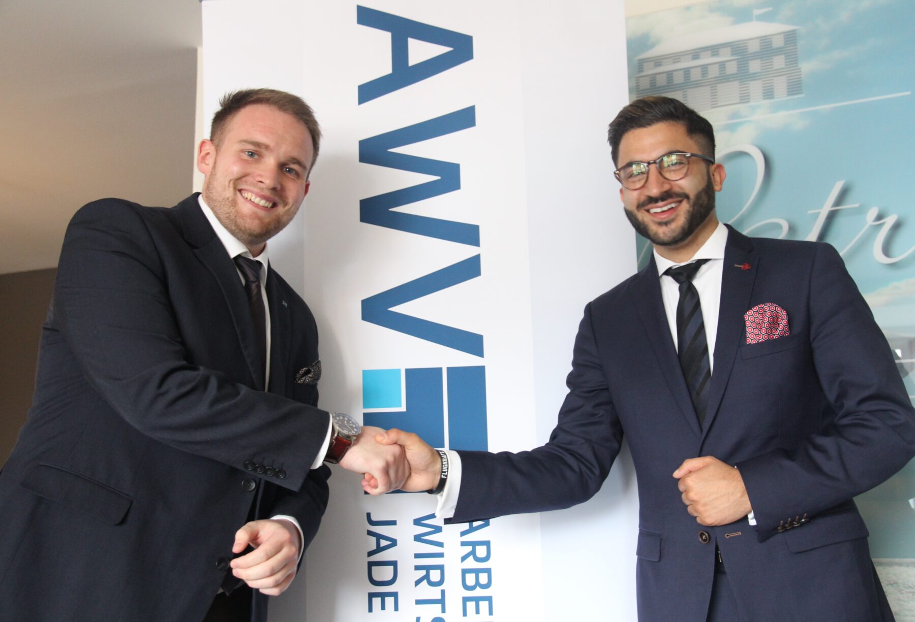 Sommerfest der Jungen Wirtschaftsrunde Jade auf Schloss Gödens | AWV ...